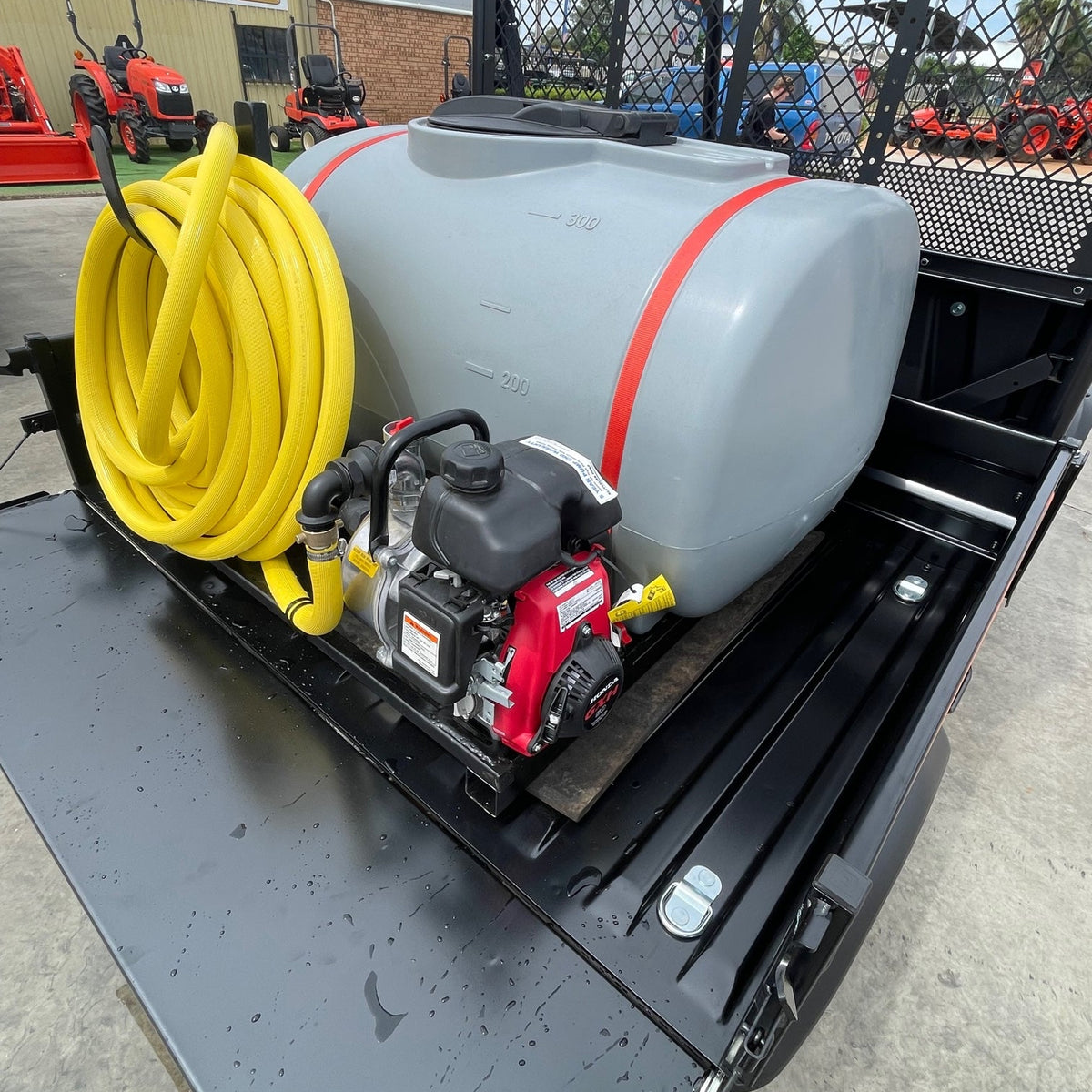 UTV Firefighter 300 Litre, Genuine Honda GX50, 36m Fire Hose Reel vers ...